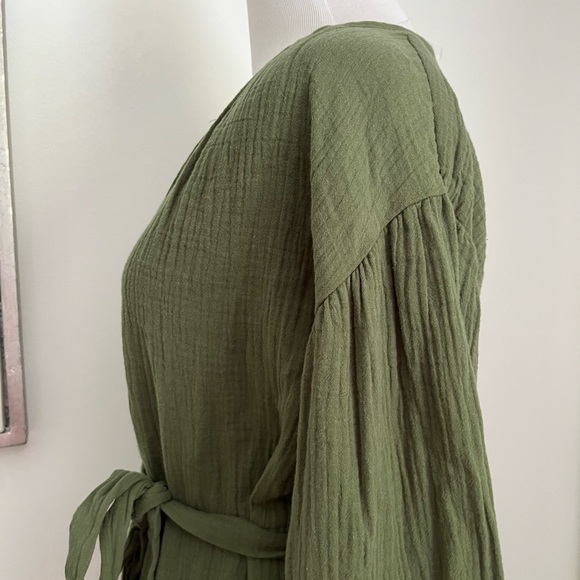 Universal Thread | Dresses | Nwt Universal Thread Womens Green Balloon ...